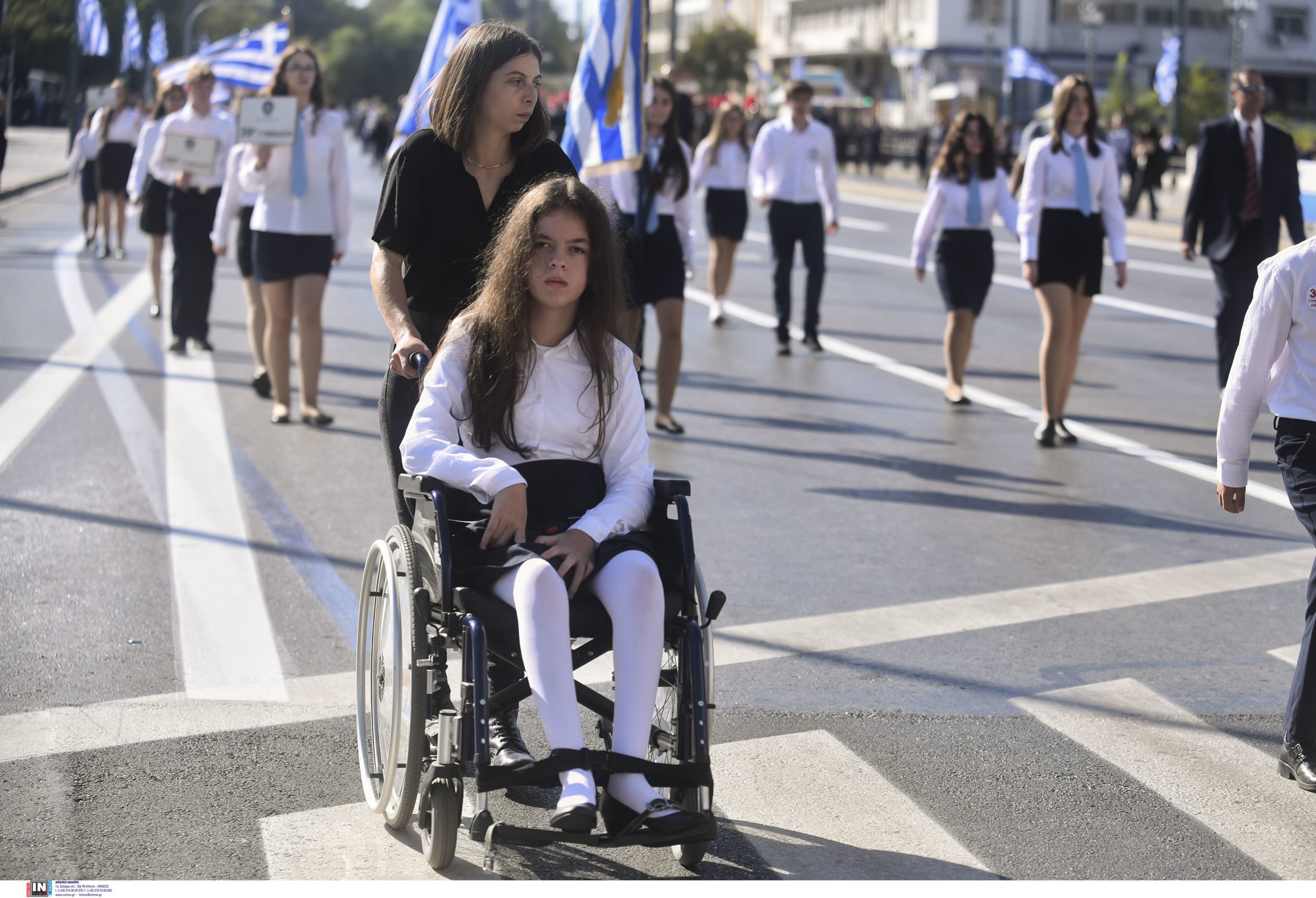 28η Οκτωβρίου: 7+1 φωτογραφίες από τη μαθητική παρέλαση στο κέντρο της ...