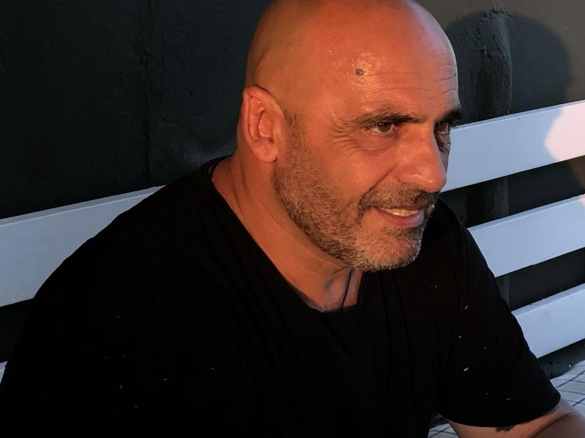 Στέλιος Ρόκκος: Σε δυο χρόνια έχασε και τα δύο του αδέλφια – Ποιος ήταν ...