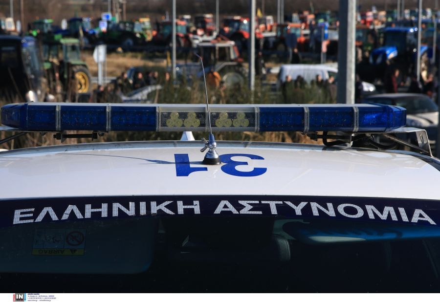 Καρδίτσα: Εκατοντάδες αγρότες βγήκαν με τα τρακτέρ στον Ε-65 ...