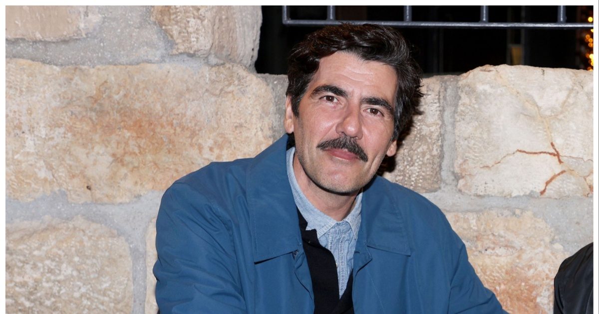 Αντώνης Καρυστινός: «Έχω επιλέξει να μην εμφανίζω δημόσια τη γυναίκα ...