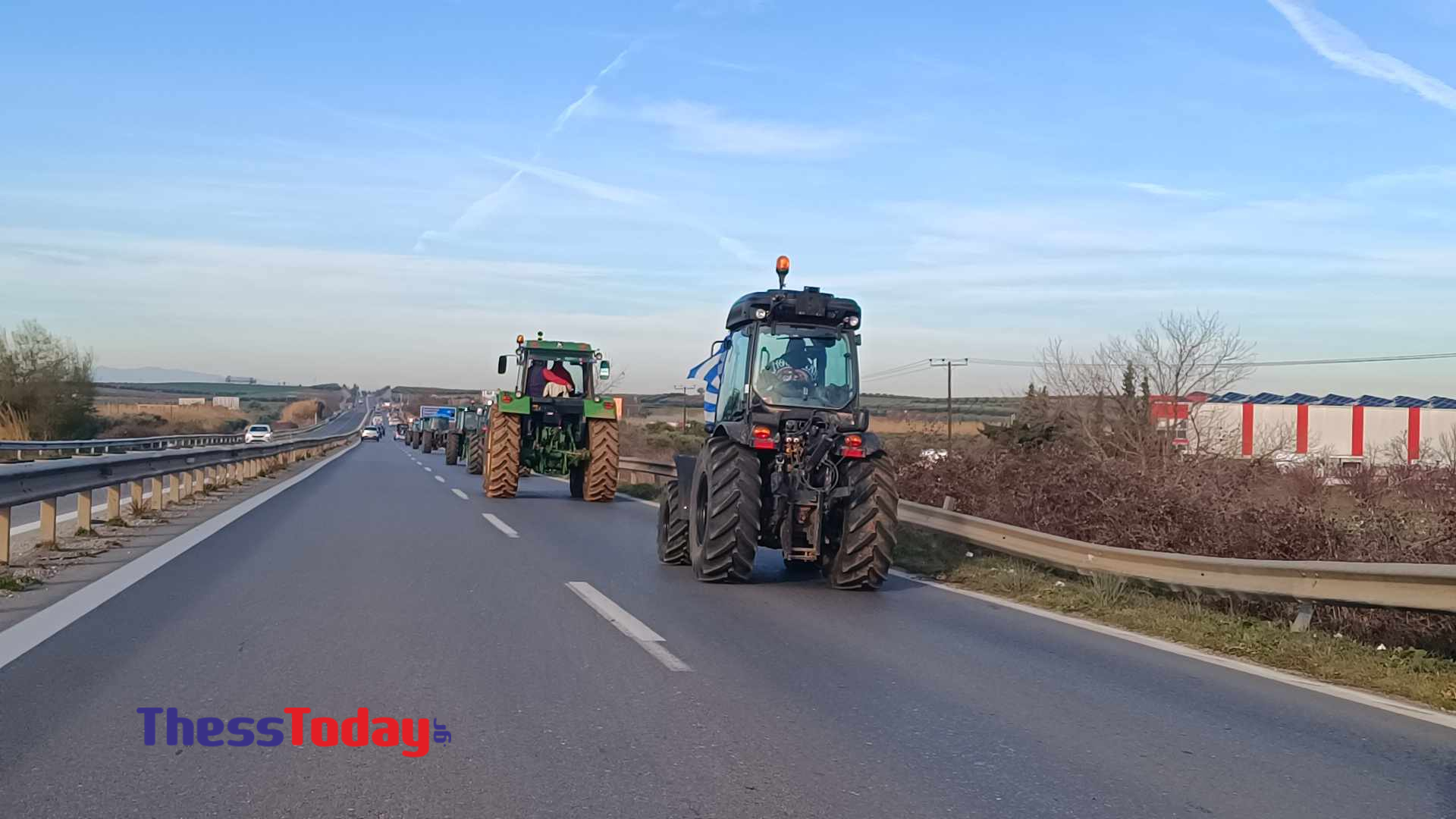 Θεσσαλονίκη: Πορεία αγροτών από την Χαλκιδική προς το υπουργείο ...