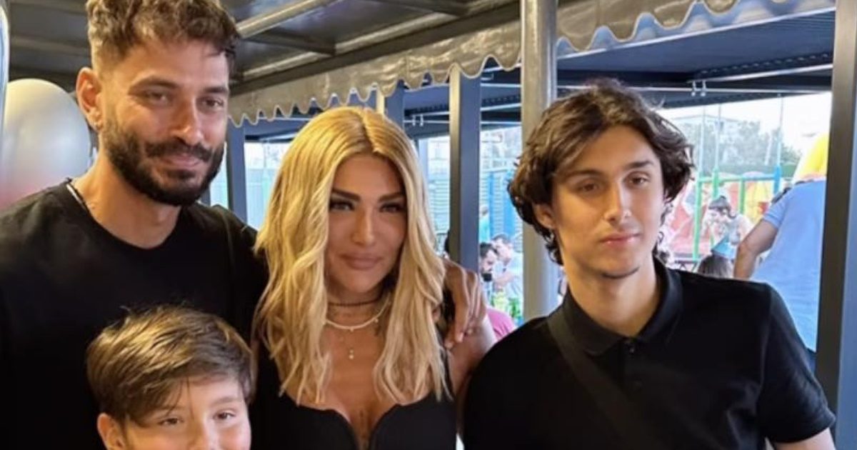Αγγελική Ηλιάδη – Σάββας Γκέντσογλου: Μαζί στα γενέθλια του γιου τους ...