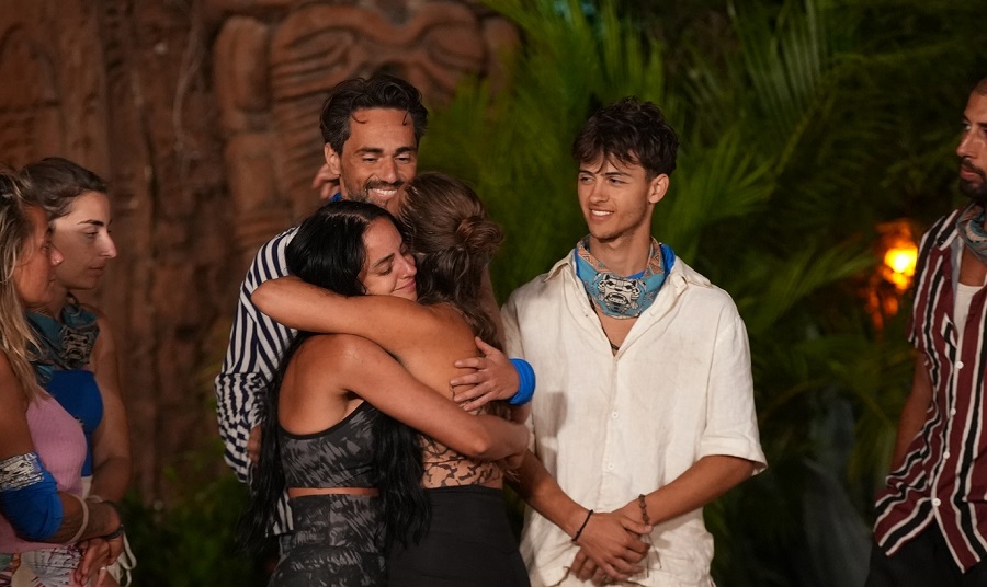 Survivor: Αποχώρησε η Ελένη Ζαράγγα, σε ποιον έδωσε το πλεονέκτημα ...